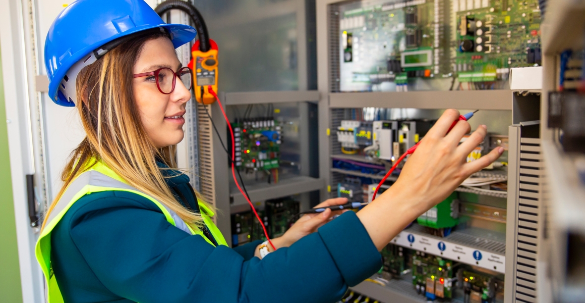 Power engineers and power systems operators | WorkBC
