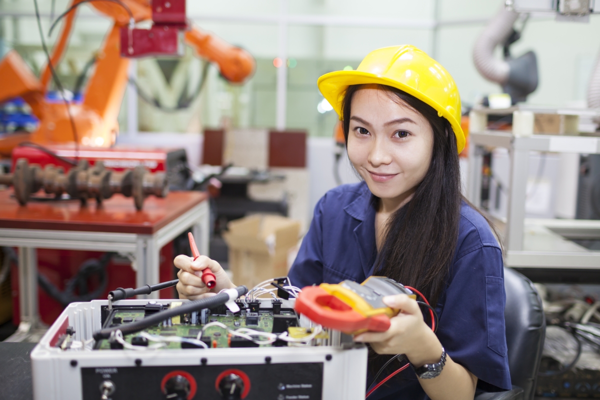 Electrical and electronics engineers | WorkBC