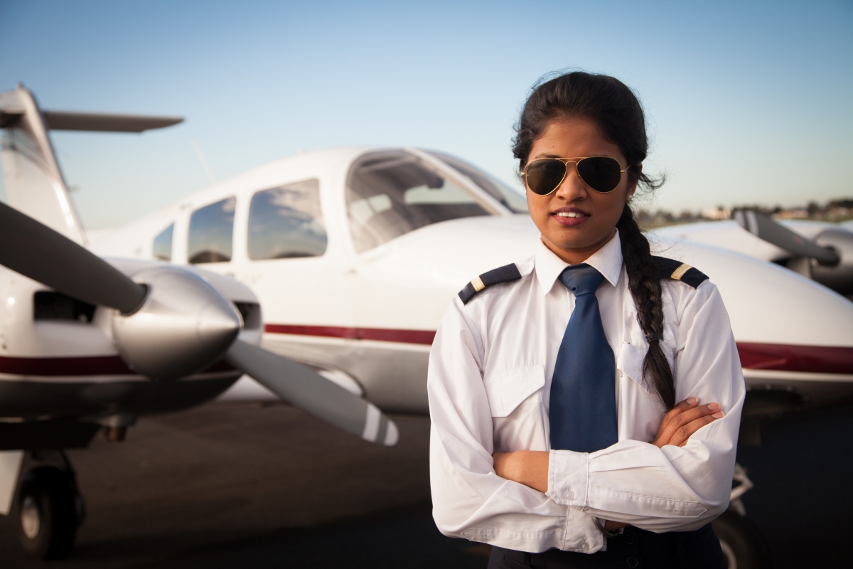 Air pilots, flight engineers and flying instructors | WorkBC